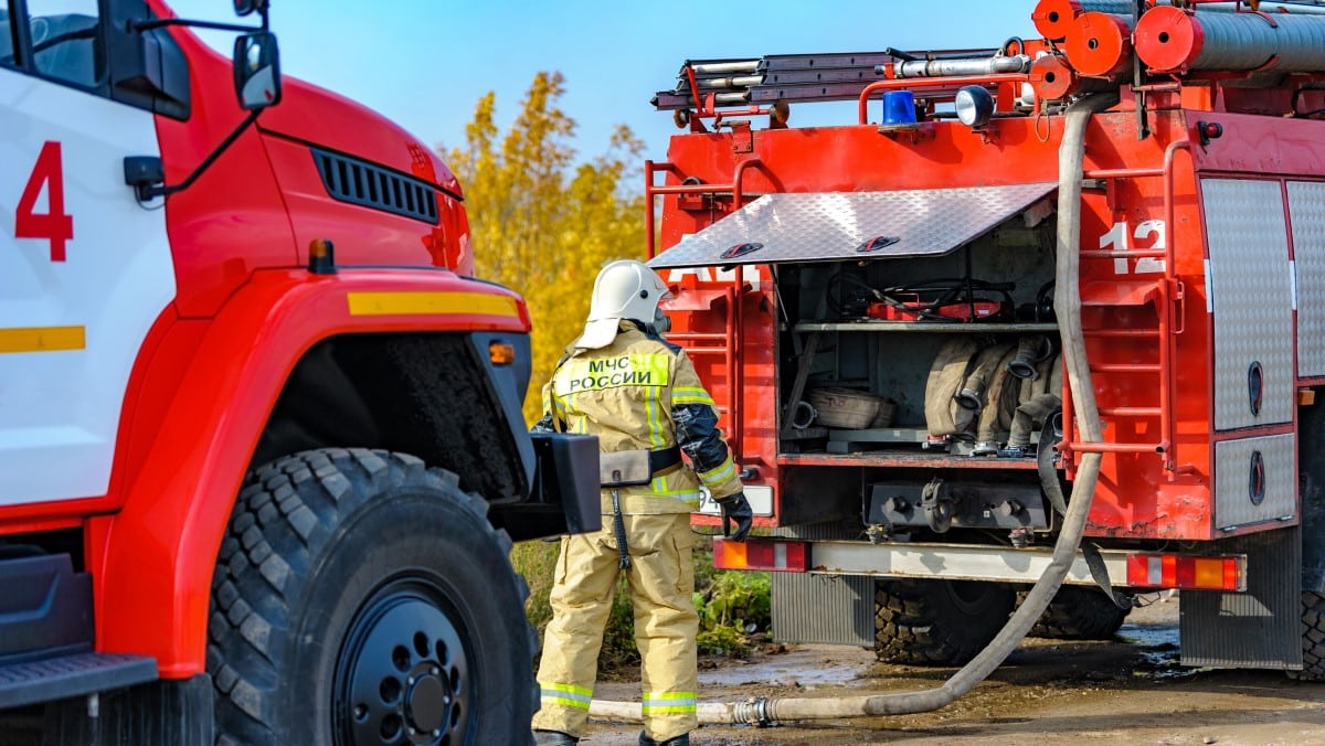 Firefighters without fire-trucks: Is Russia’s emergency service running ...